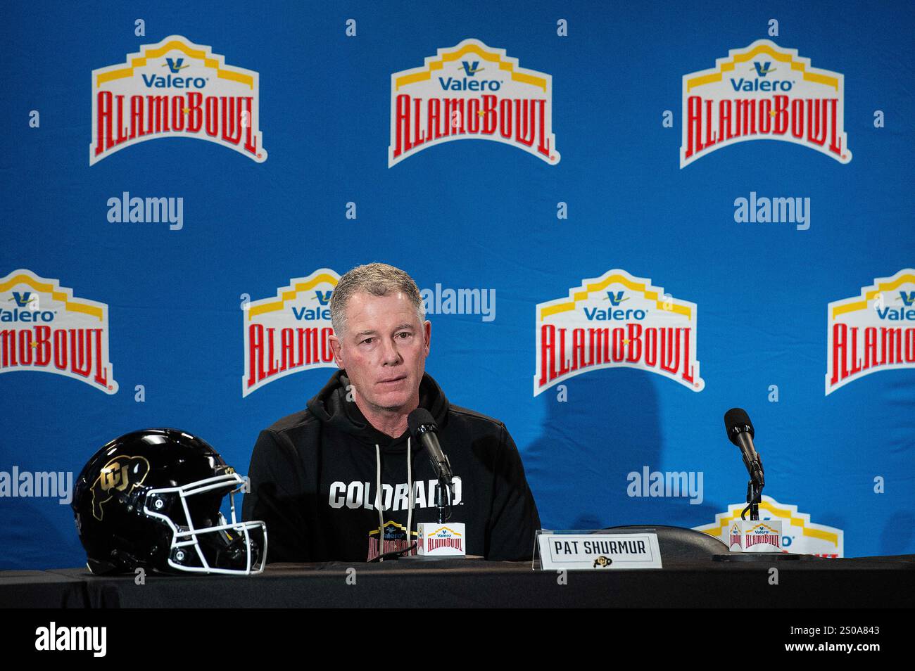 December 26, 2024: Offensive Coordinator Pat Shurmur of the University ...