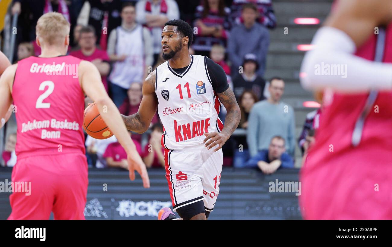 Bonn, Deutschland. 26th Dec, 2024. Im Bild: v.li. Sam Griesel (Telekom ...