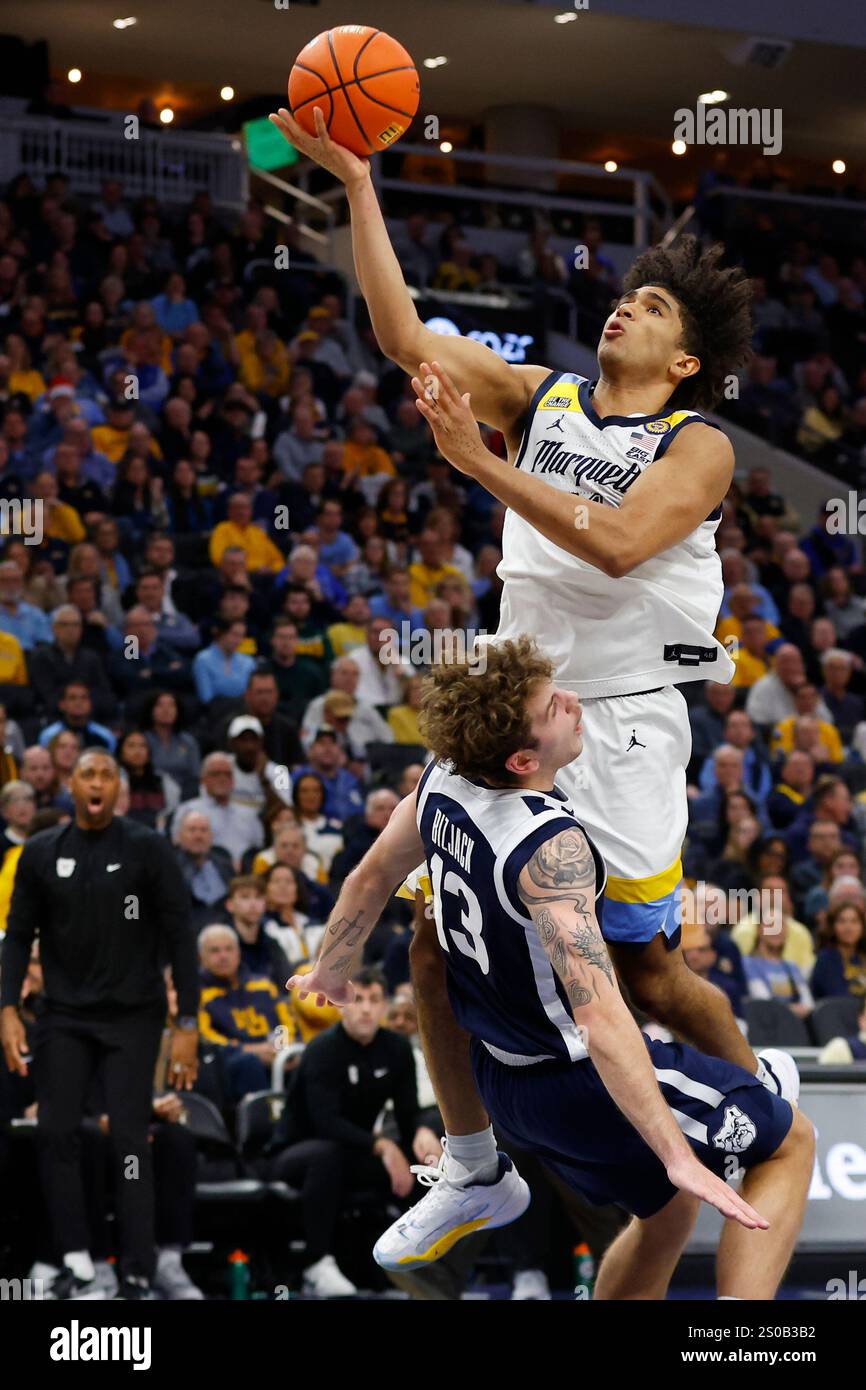 MILWAUKEE, WI - DECEMBER 18: Butler Bulldogs guard Finley Bizjack (13 ...
