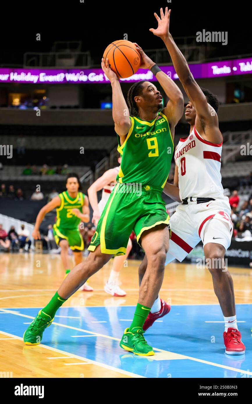 SAN JOSE, CA - DECEMBER 21: Oregon Ducks guard Keeshawn Barthelemy (9 ...