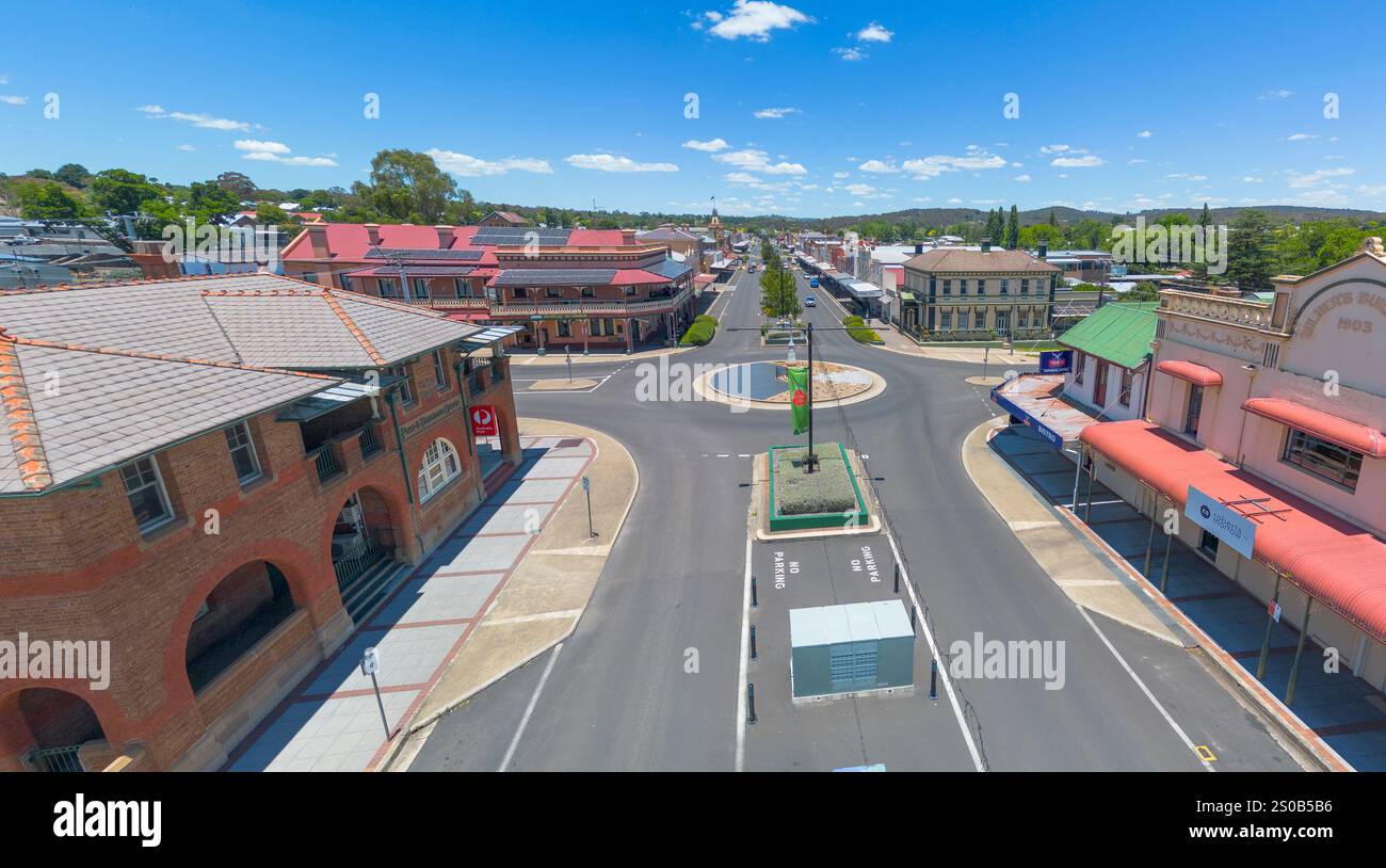 Aerial view of the main street of Glen Innes, New South Wales ...