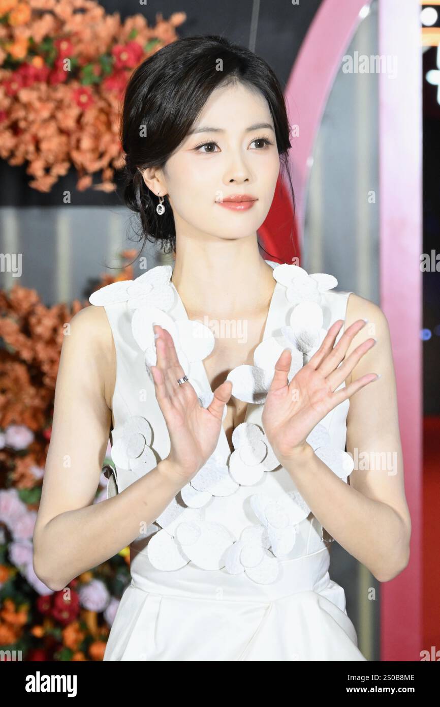 Chinese actress, model and singer Bai Lu unveils her wax likeness at ...