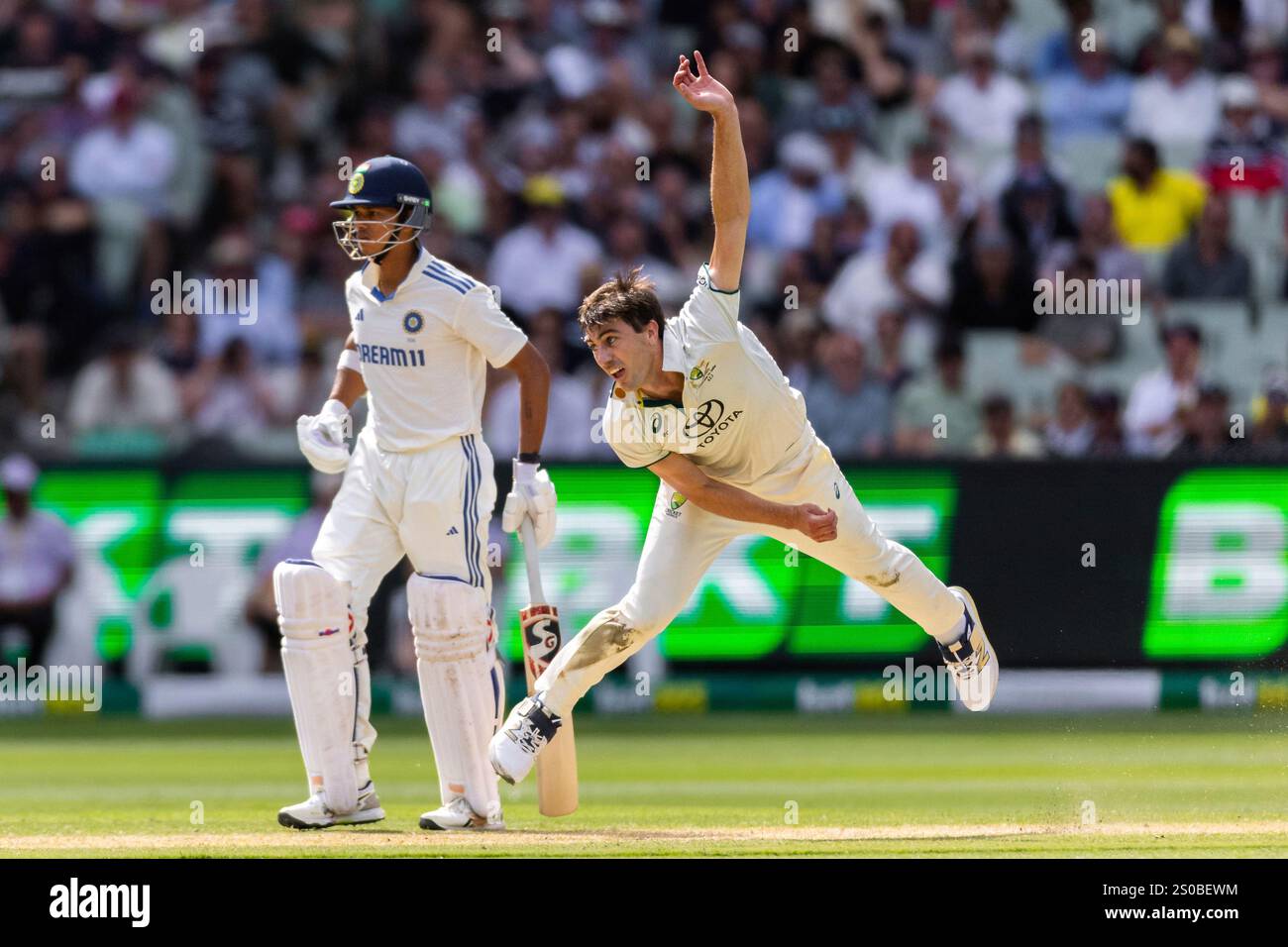MELBOURNE, AUSTRALIA - DECEMBER 27: Pat Cummins of Australia bowls ...