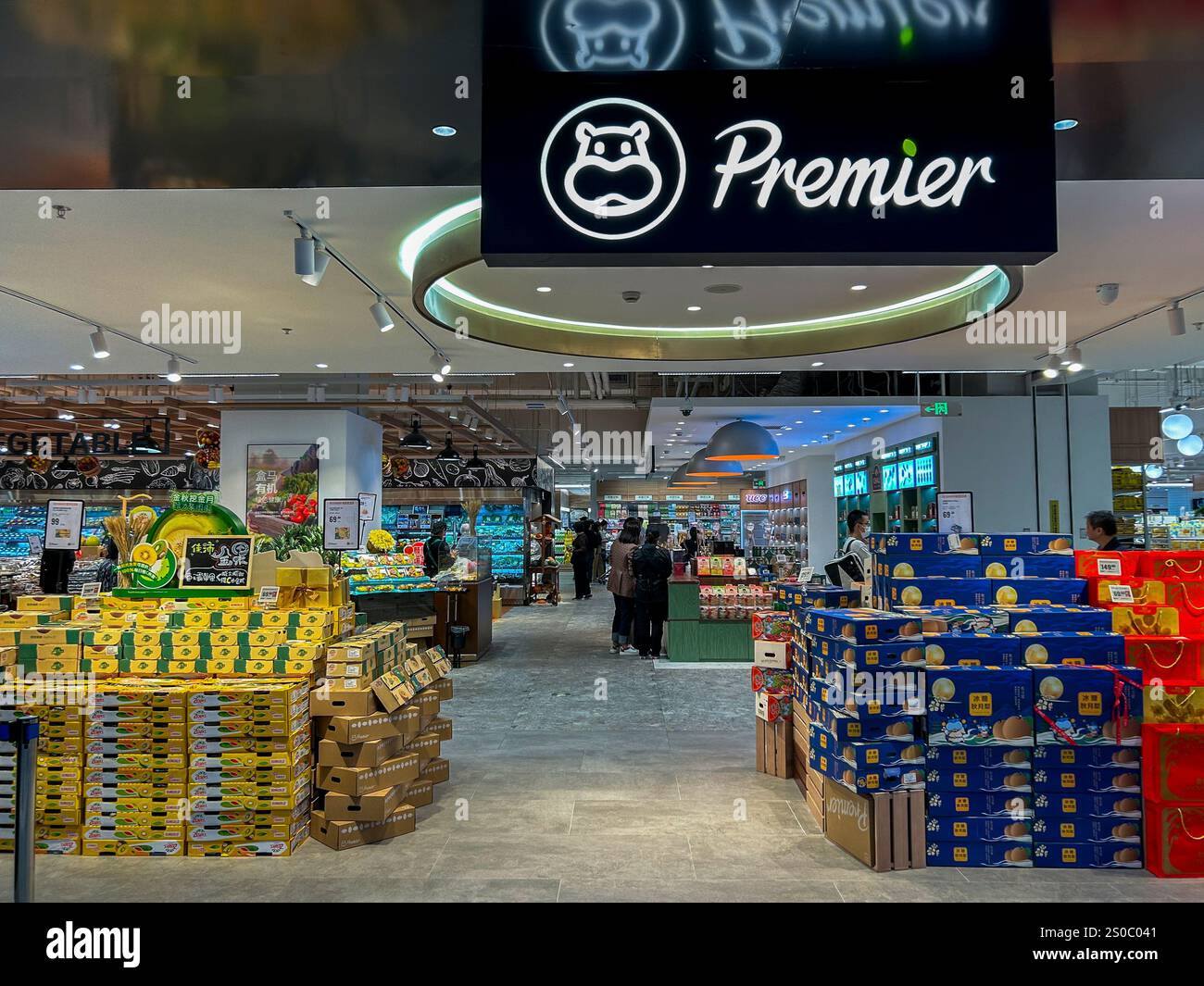 Shanghai, China, Wide Angle View, Aisles, inside Modern Large Chinese ...