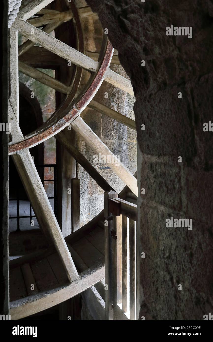 132 Mont-Saint-Michel, enormous squirrel cage wheel built in 1820 in ...
