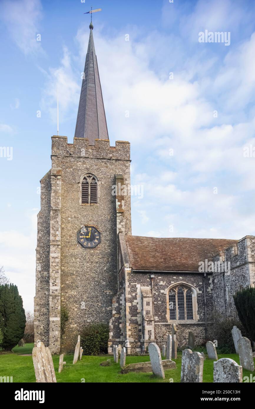 England, Kent, Wingham, St.Mary the Virgin Church Stock Photo - Alamy