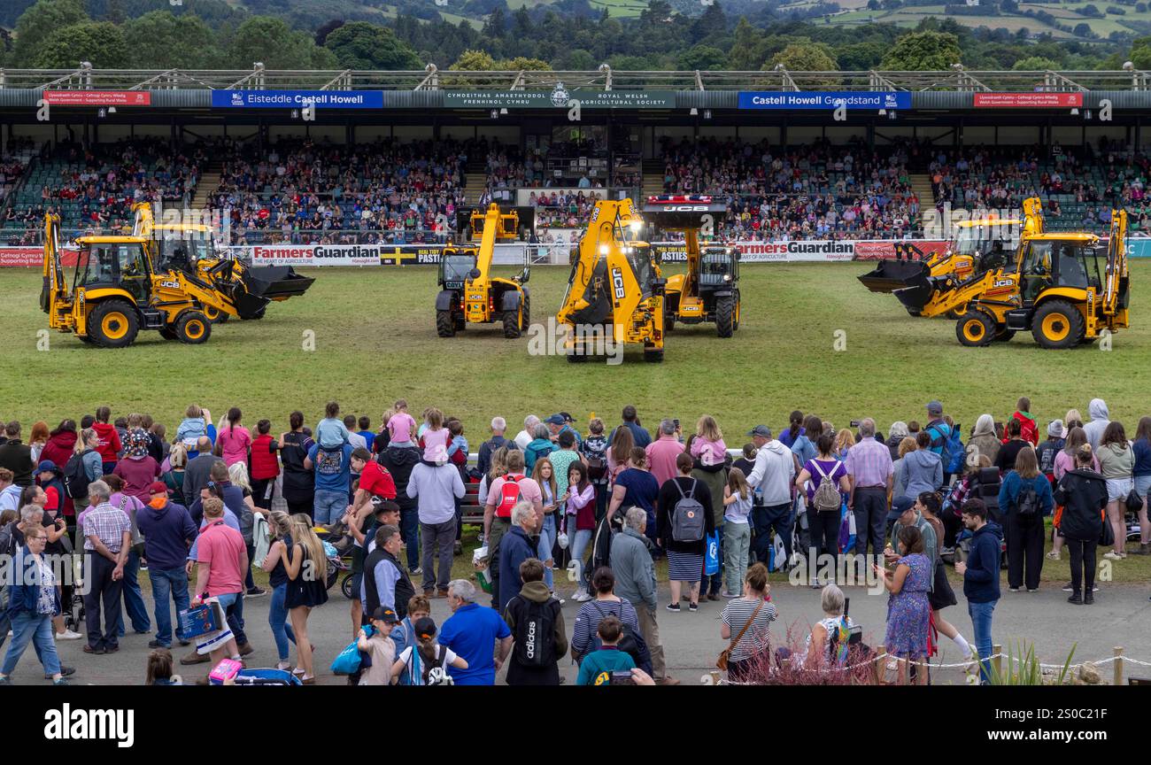 Royal welsh show dancing diggers hi-res stock photography and images ...