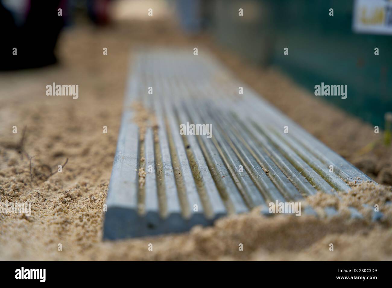 Building material made from recycled plastic waste. Circular and ...