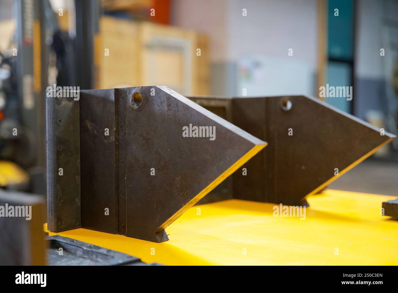 Building material made from recycled plastic waste. Circular and ...