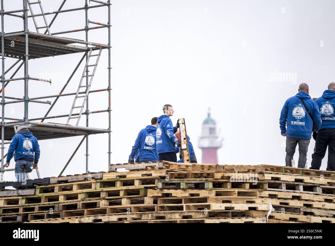 SCHEVENINGEN - Construction of the bonfire pile site on Scheveningen's ...