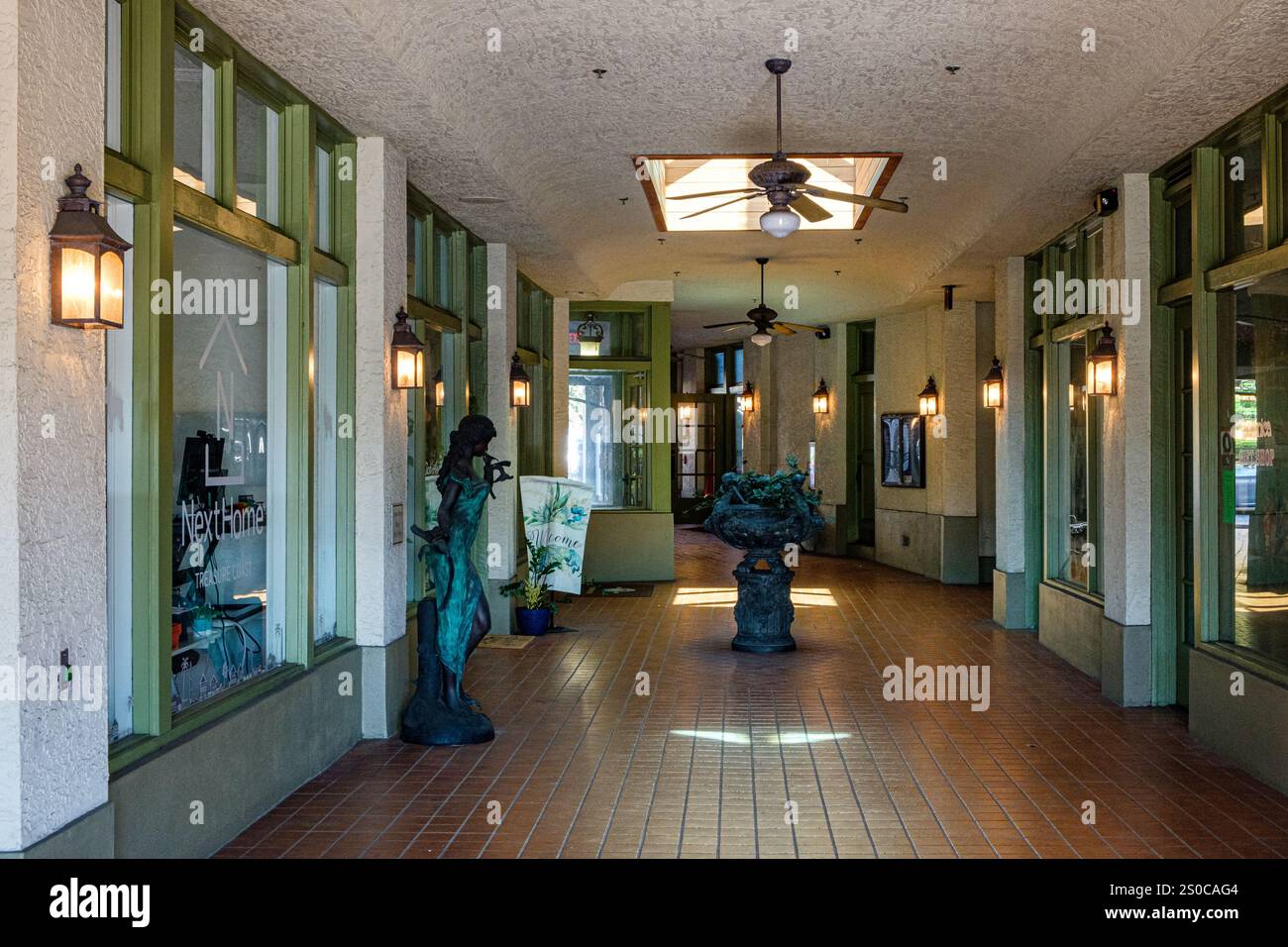 Kraaz Square, formerly the Historic Arcade Building, US Route 1, Fort ...