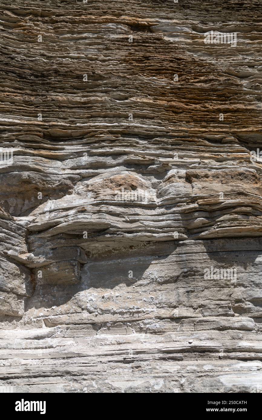 Rock varve in Brazil. Layer sedimentary rock Stock Photo - Alamy