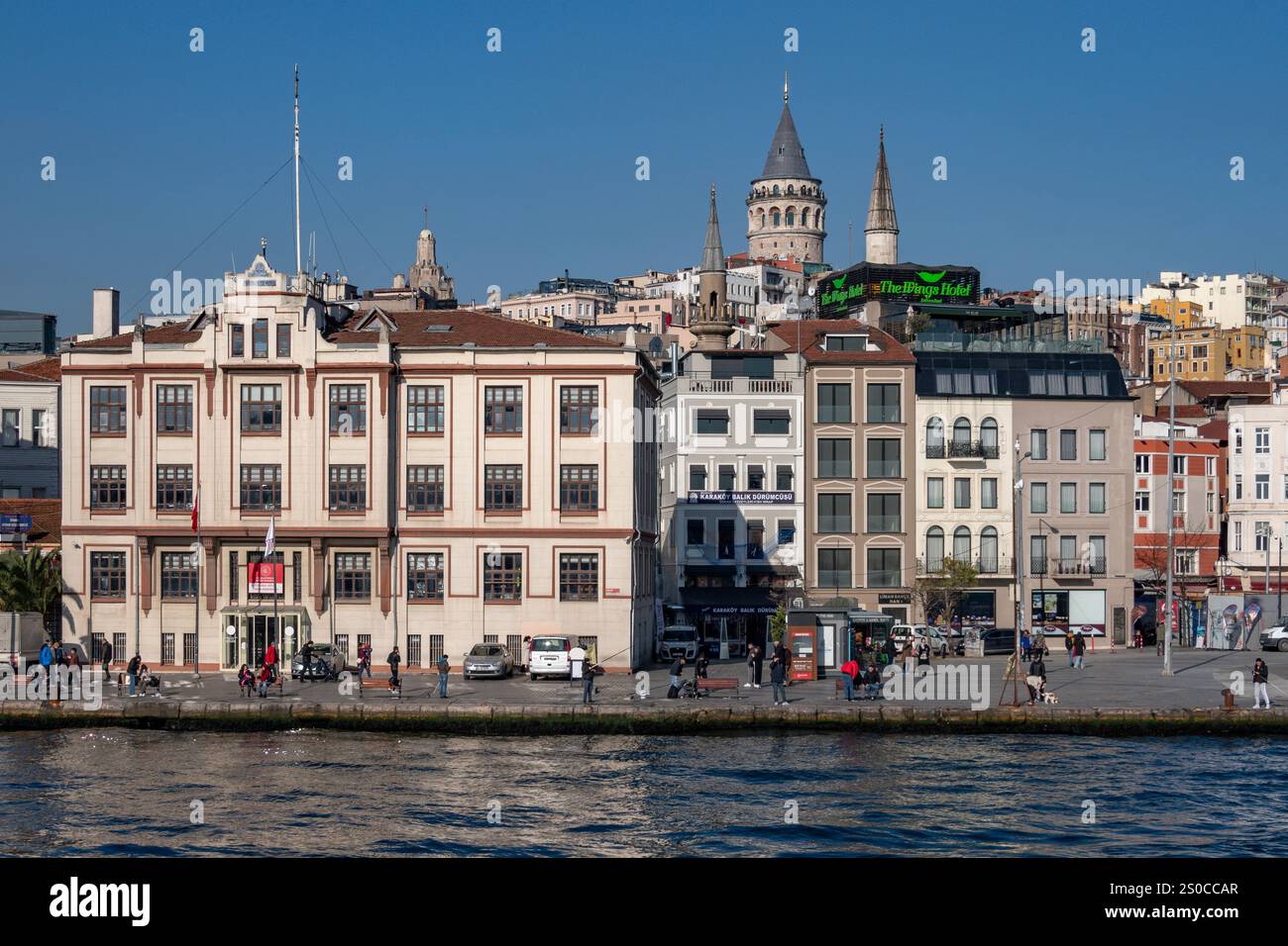 Galata Tower in Beyoglu district of Istanbul, Turkey Stock Photo - Alamy