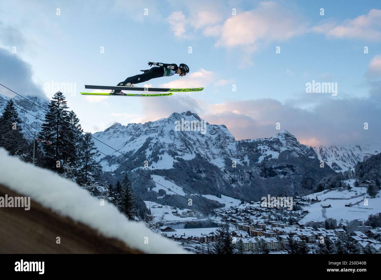 MILESI Enzo (Italien) vor Alpenpanorama, SUI, FIS Viessmsann Skisprung ...