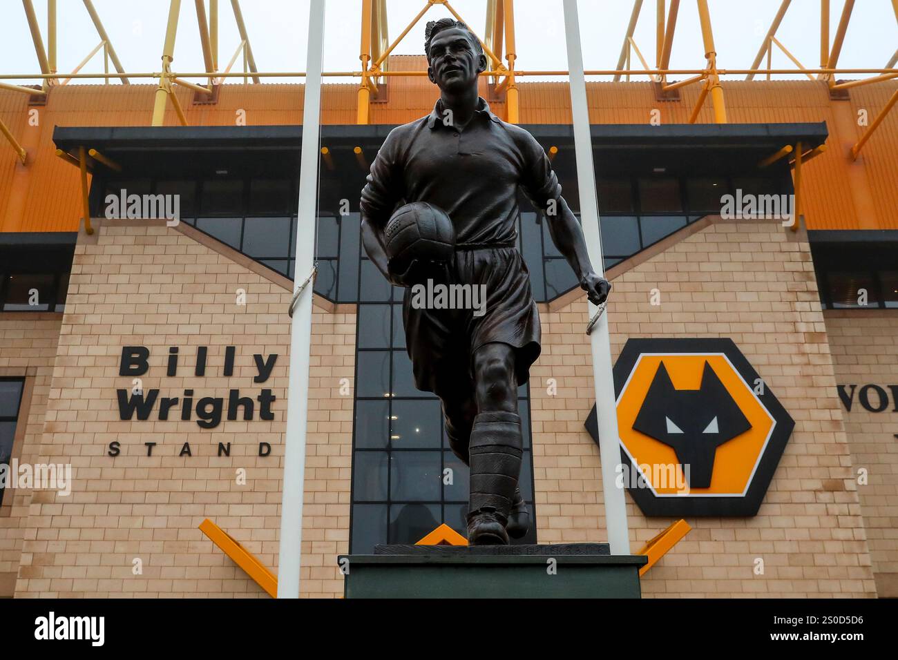 Wolverhampton, UK. 26th Dec, 2024. A general view of the Billy Wright statue outside Molineux ...