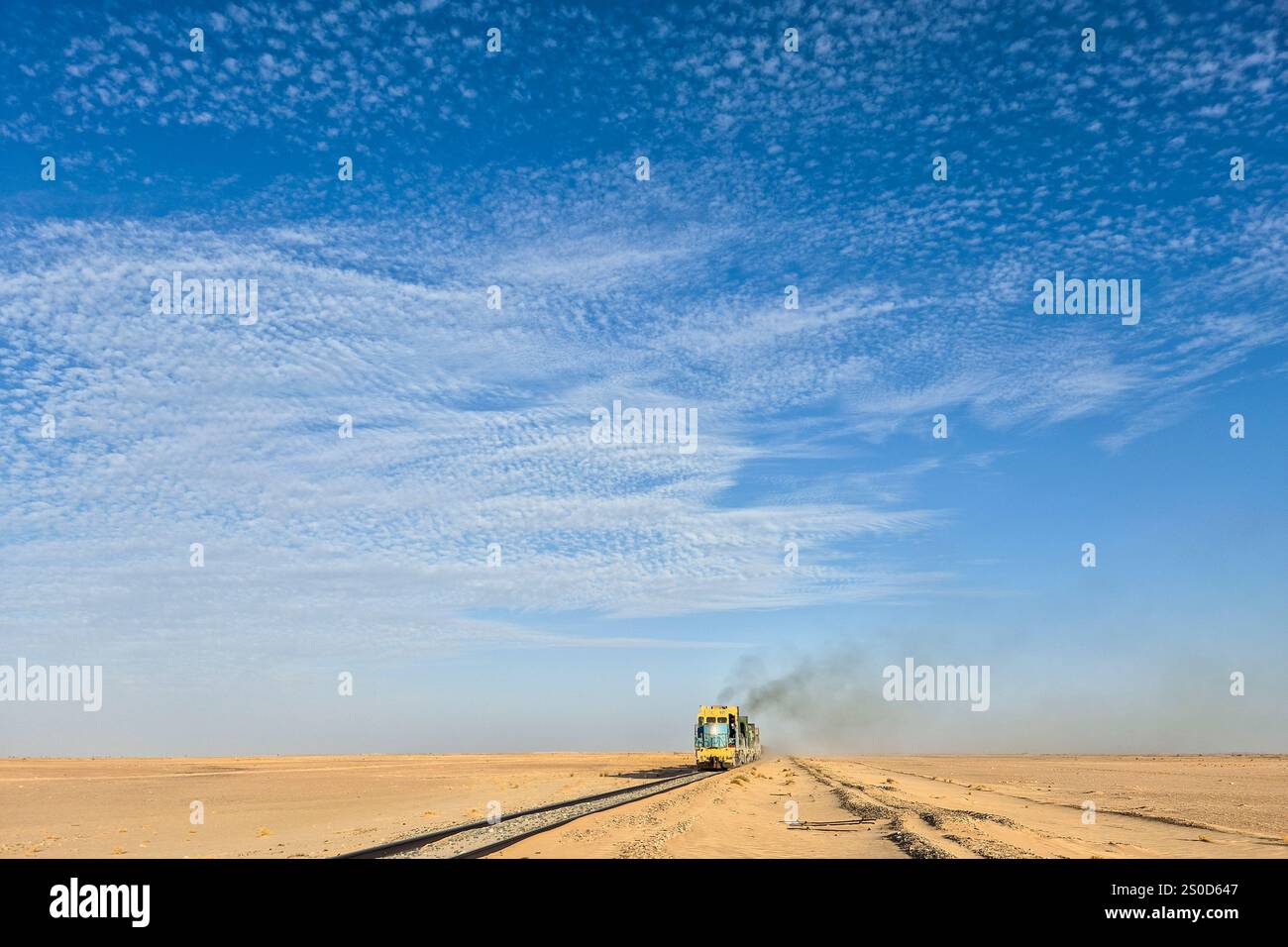 Mauritania, the longest train in the world transporting iron dust from ...