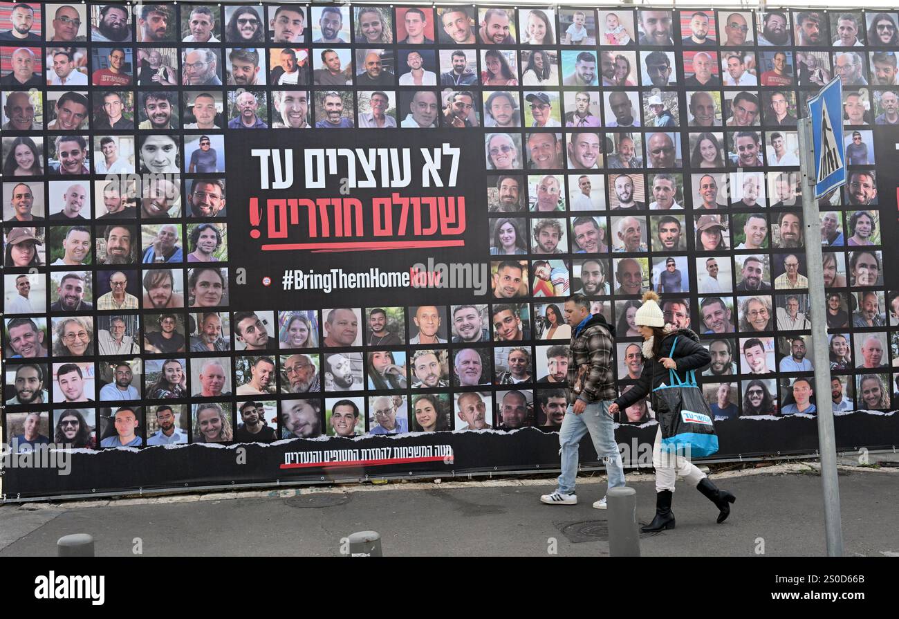 Israel gaza hamas war hostages billboard hi-res stock photography and ...