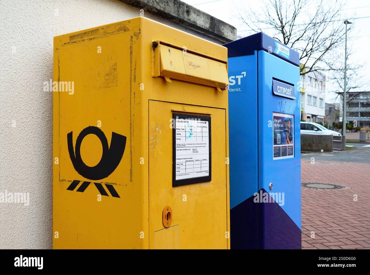 Briefkasten der Deutschen Post und der Konkurrenz Citypost - gesehen am ...
