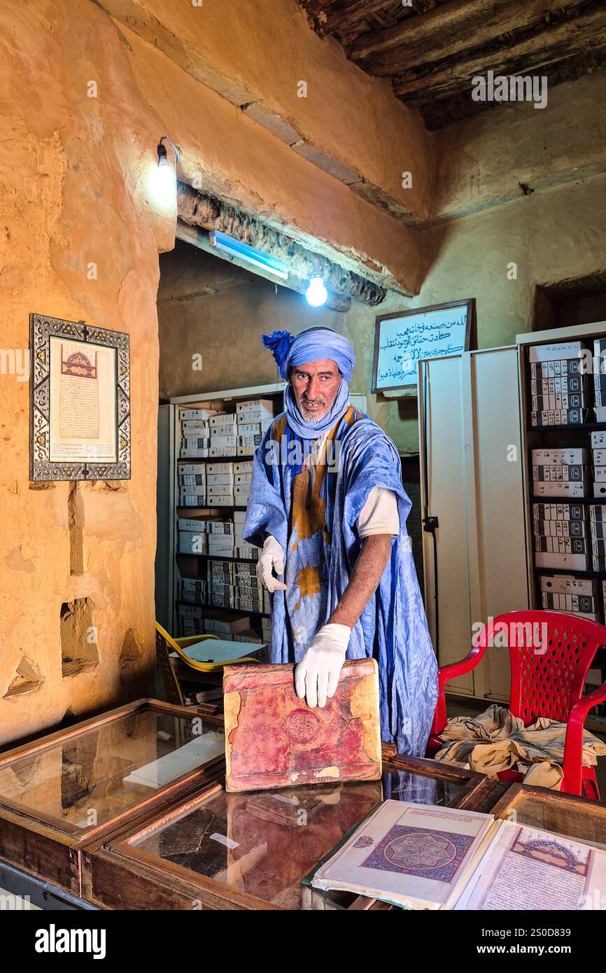 Mauritania, Chinguetti, Al Habott library Stock Photo - Alamy