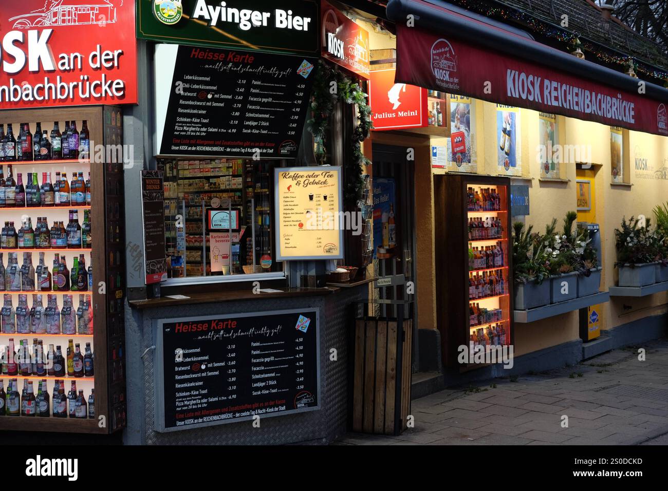 Kiosk an der Reichenbachbrücke Kiosk an der Reichenbachbrücke *** Kiosk ...