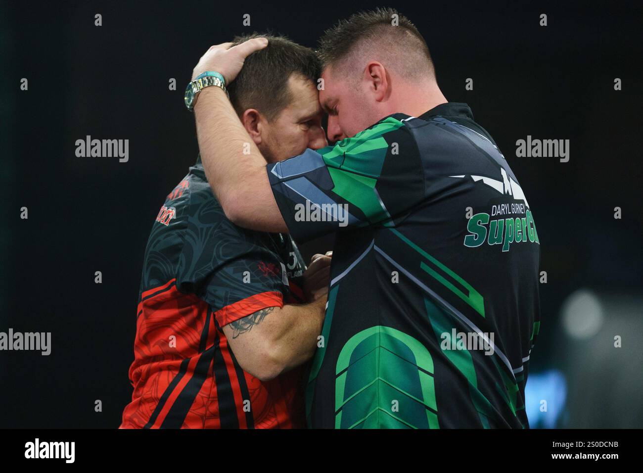 London, UK. 27th Dec, 2024. Jonny Clayton and Daryl Gurney speaking ...