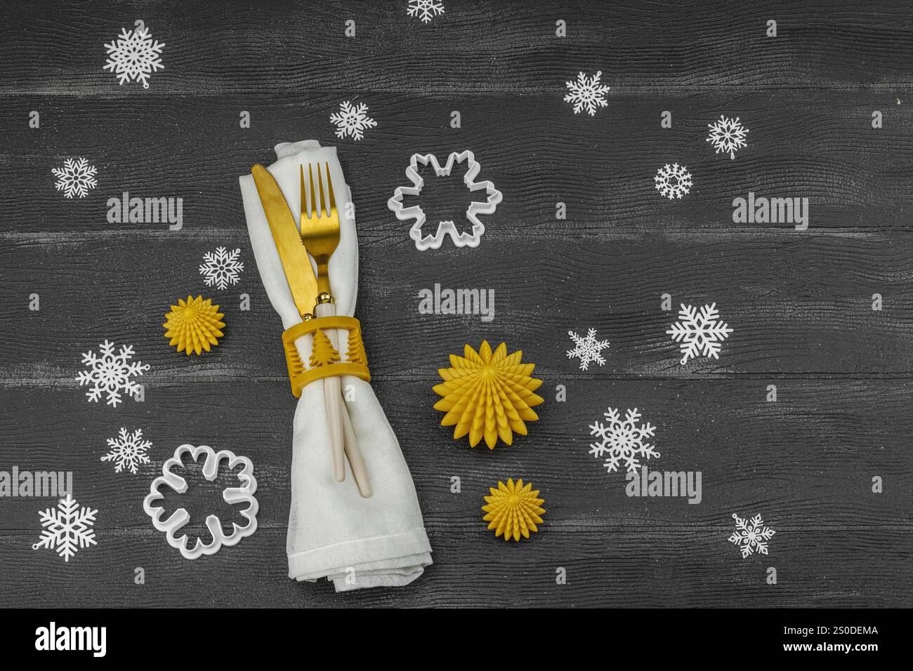 New Year table setting. Christmas cutlery, golden winter decor, flat ...