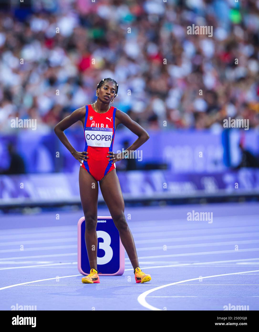 Daily Cooper participating in the 800 meters at the Paris 2024 Olympic ...