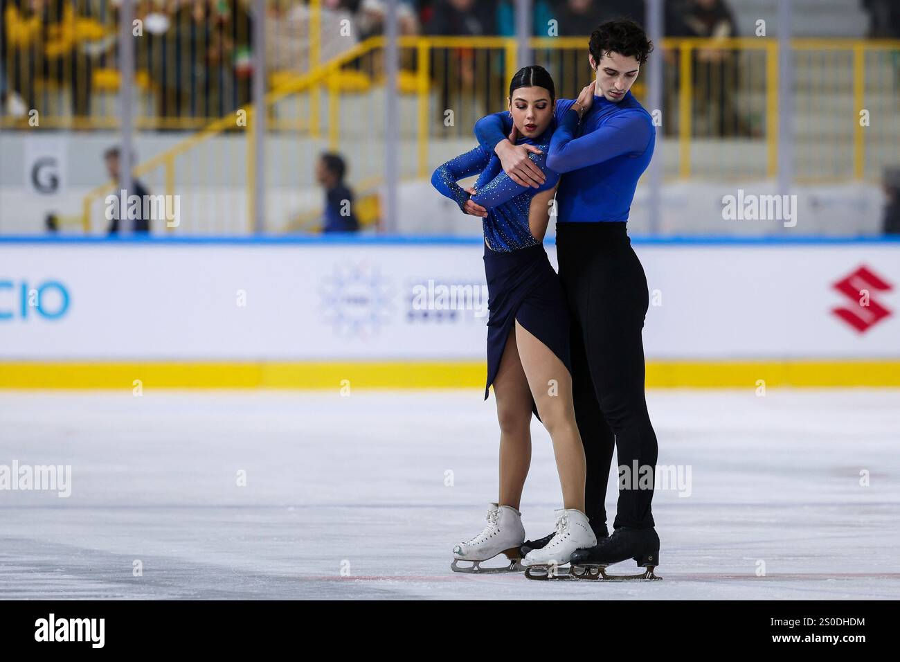 Varese, Italien. 21st Dec, 2024. Leia Francesca Dozzi and Pietro ...