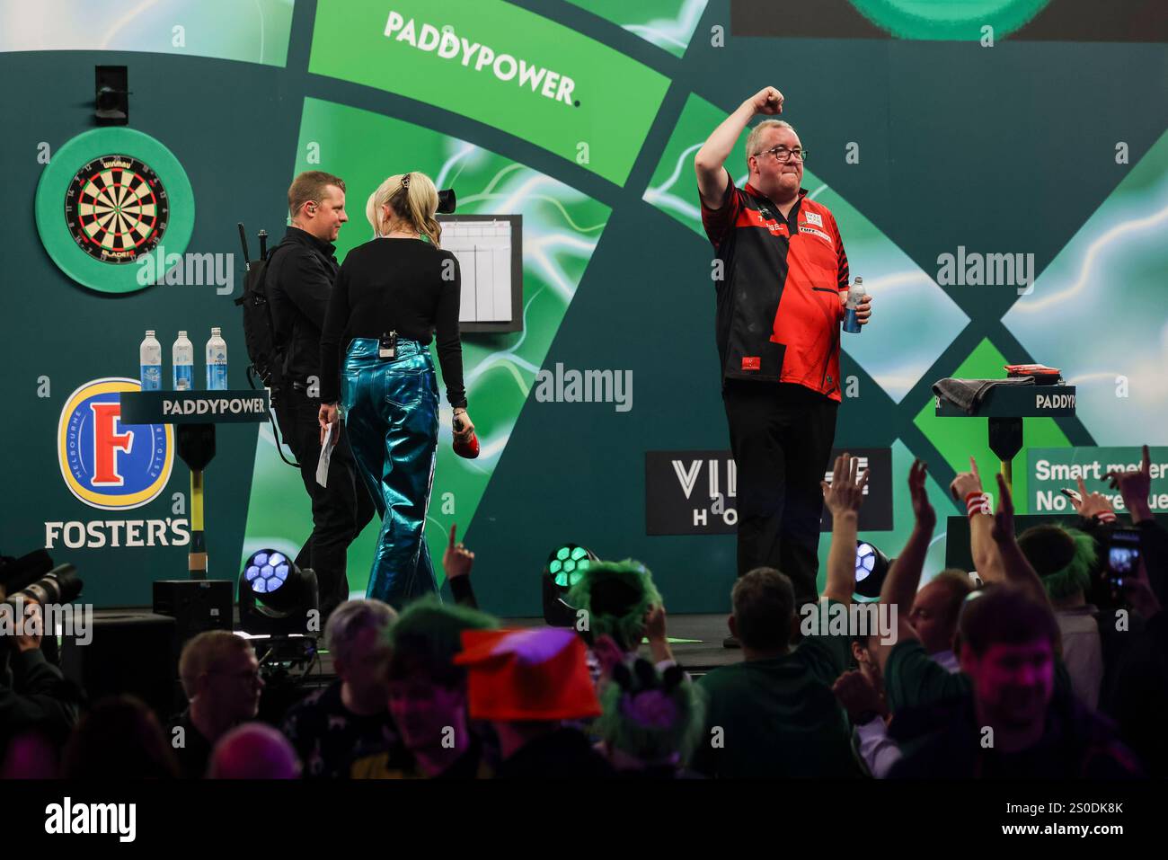 Alexandra Palace, London, UK. 27th Dec, 2024. 2024/25 PDC Paddy Power ...