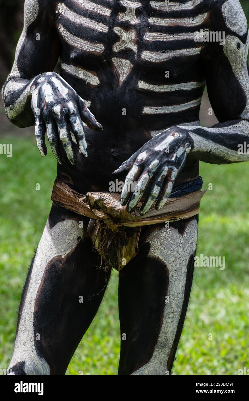 The Skeleton Men from the Omo Bugamo tribe of Papua New Guinea paint ...