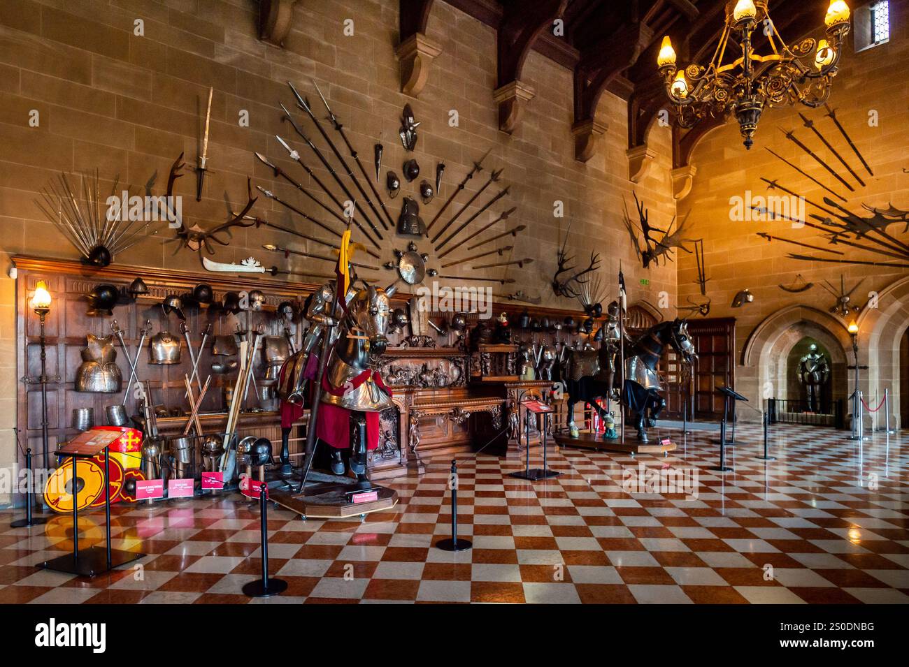 The Great Hall, the interior of Warwick Castle, Warwickshire, England ...