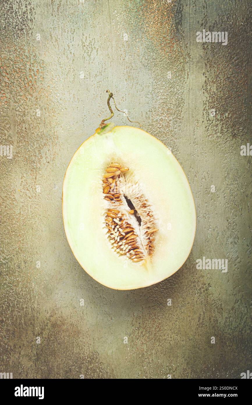 Fresh melon in section, half melon, chardzhuiskaya variety, gulabi ...