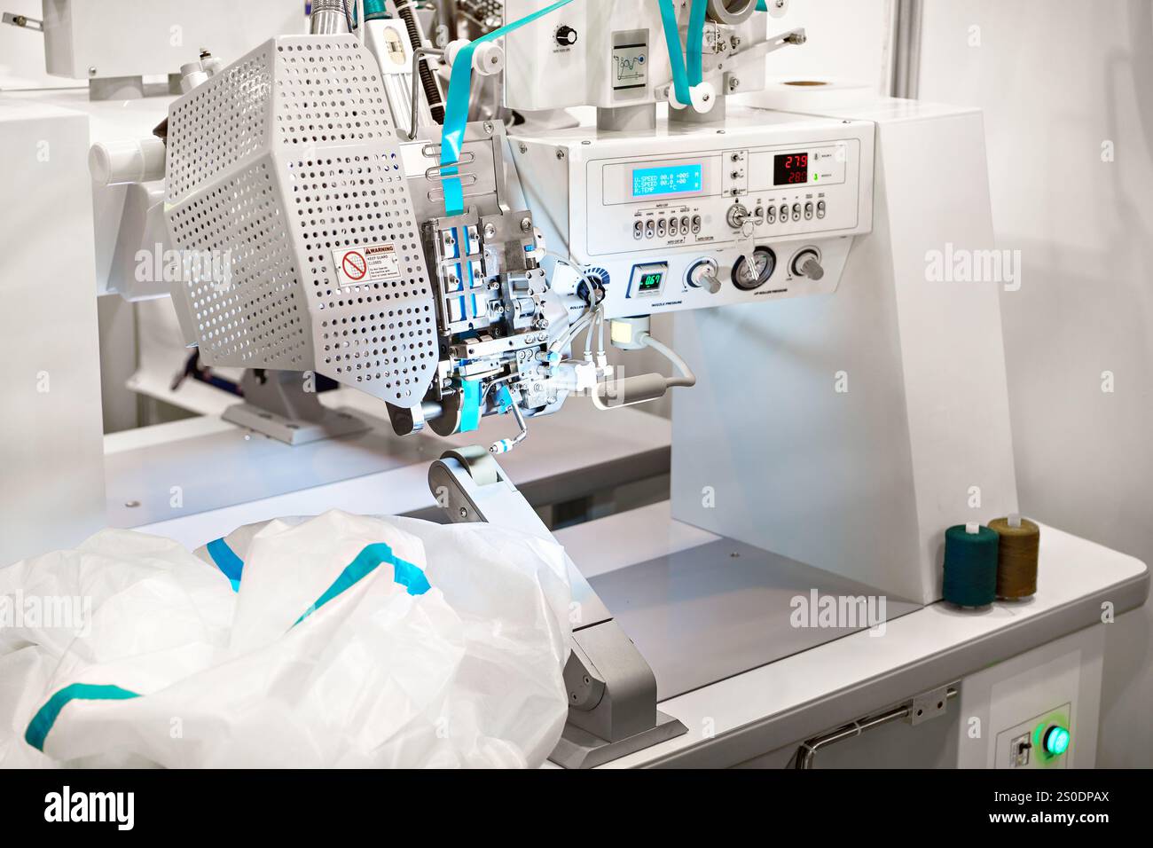 Sealing the seam hi-res stock photography and images - Alamy