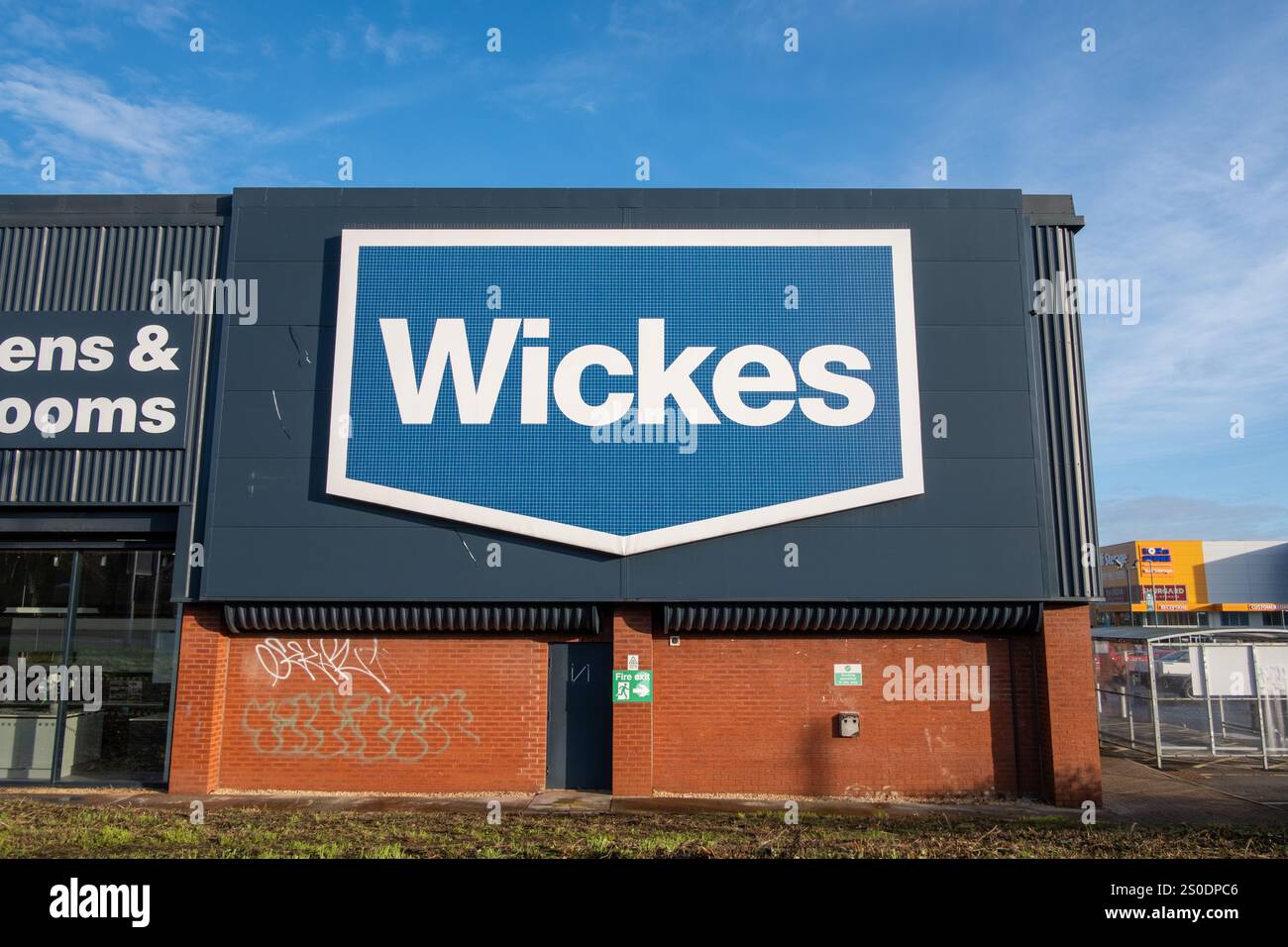Wickes, Longwell Green, Bristol. Dec24 Stock Photo - Alamy