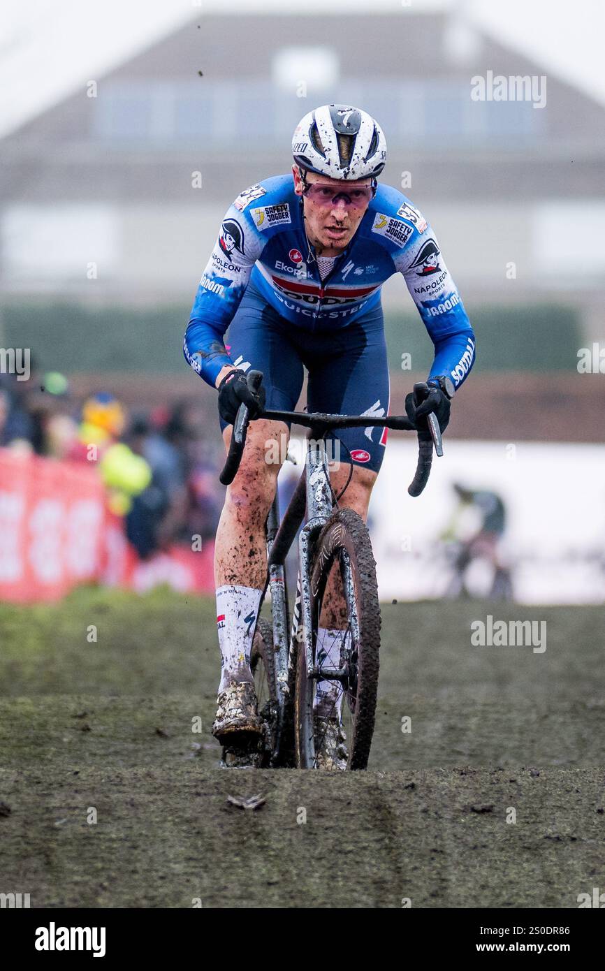 Loenhout, Belgium. 27th Dec, 2024. Belgian Tim Merlier pictured in ...