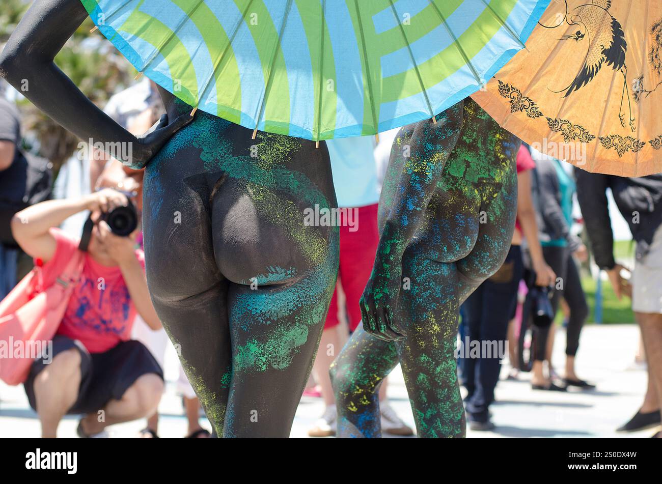 Captivating bodypaint art by Trina Merry transforms models into living canvases, blending ...