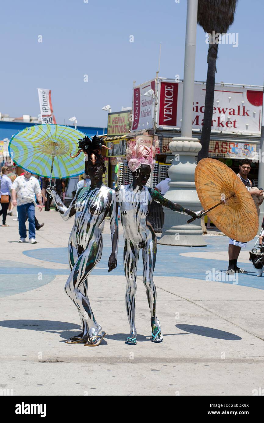 Captivating bodypaint art by Trina Merry transforms models into living ...