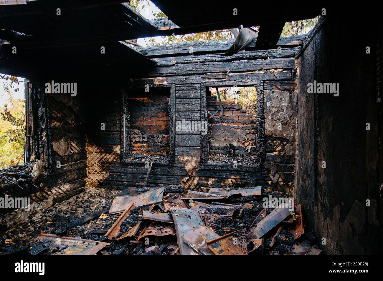 Aftermath of fire. Completely burnt house interior Stock Photo - Alamy
