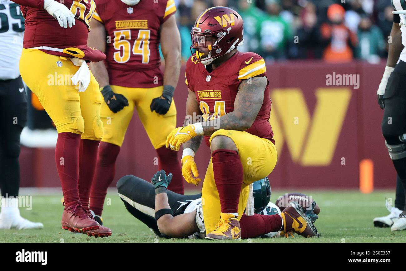 Washington Commanders defensive tackle Daron Payne (94) celebrates ...
