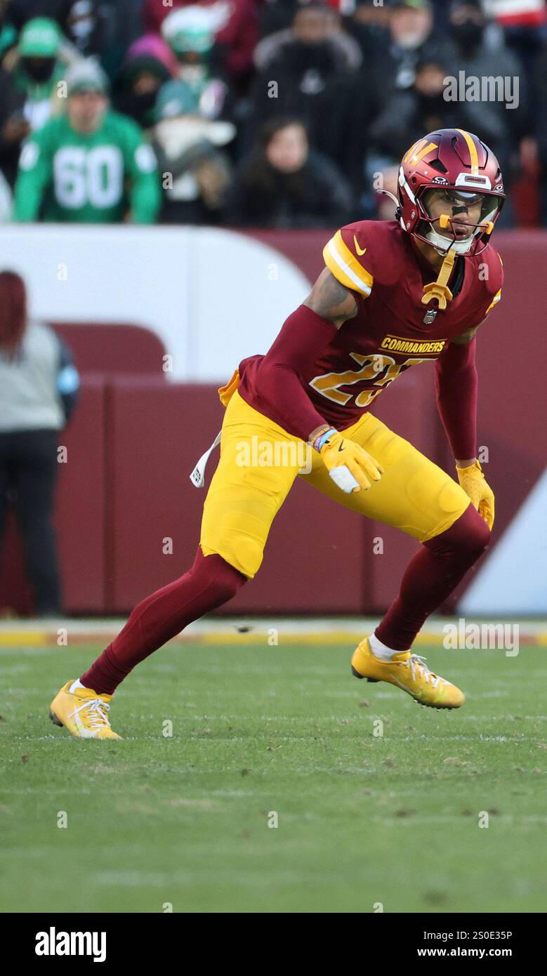 Washington Commanders cornerback Benjamin St-Juste (25) drops back into ...