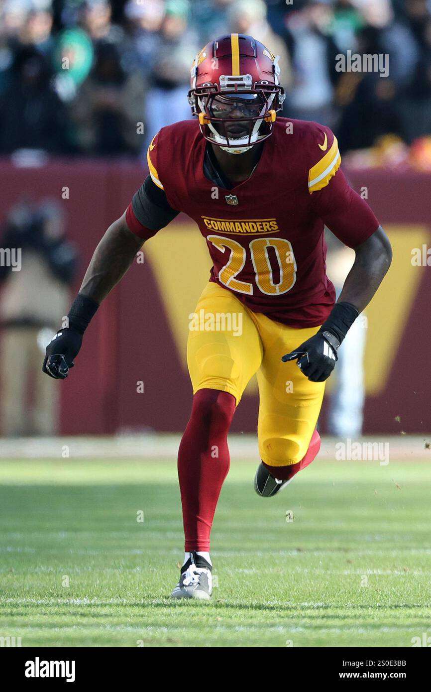 Washington Commanders safety Quan Martin (20) rushes during an NFL ...