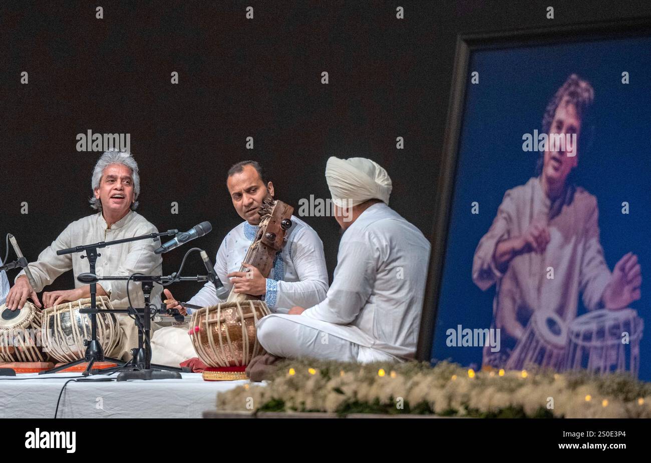 Mumbai, India. 27th Dec, 2024. MUMBAI, INDIA - DECEMBER 27: Javed ...