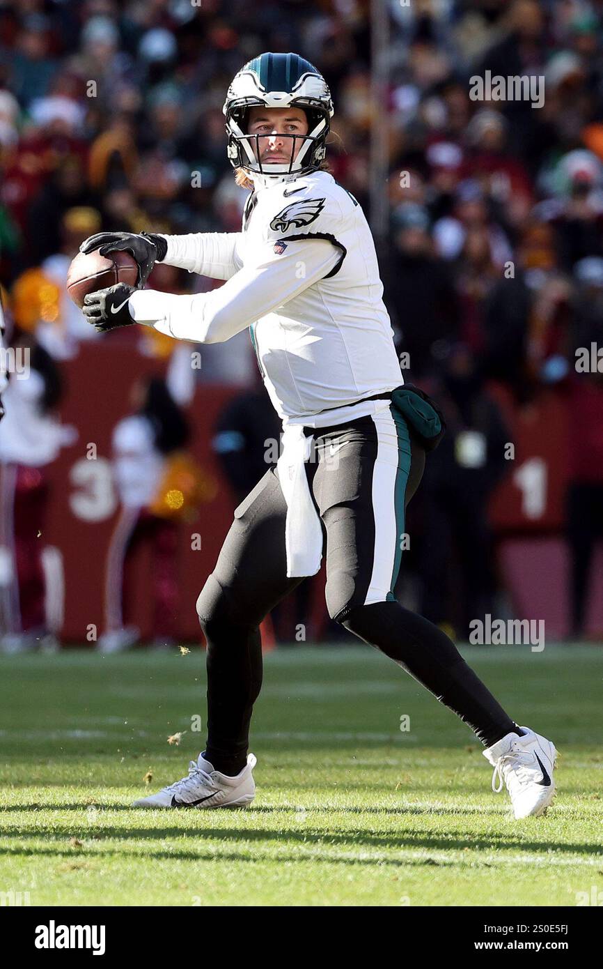 Philadelphia Eagles quarterback Kenny Pickett (7) throws the ball ...