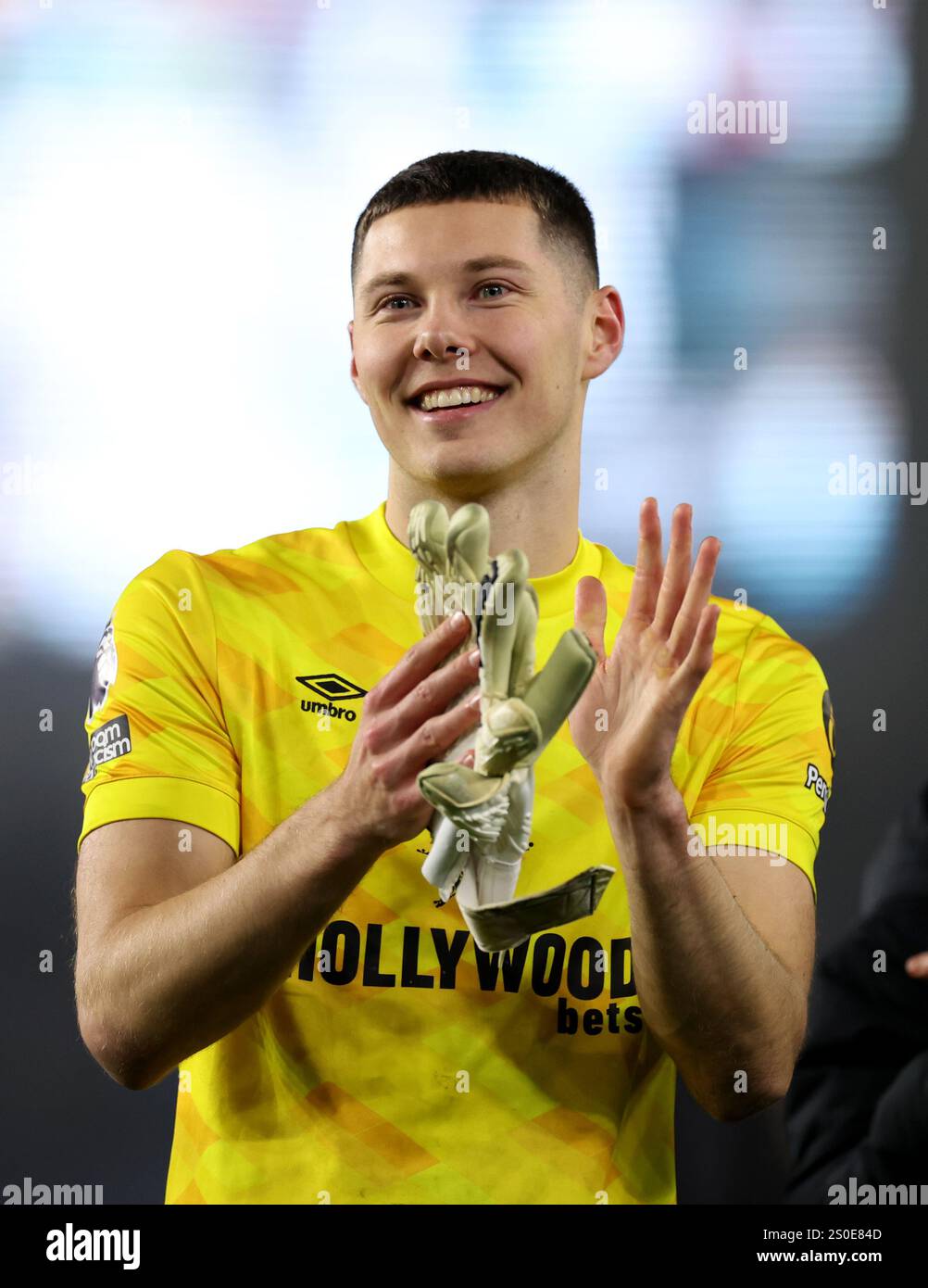 Brentford goalkeeper Hakon Rafn Valdimarsson applauds the fans after ...