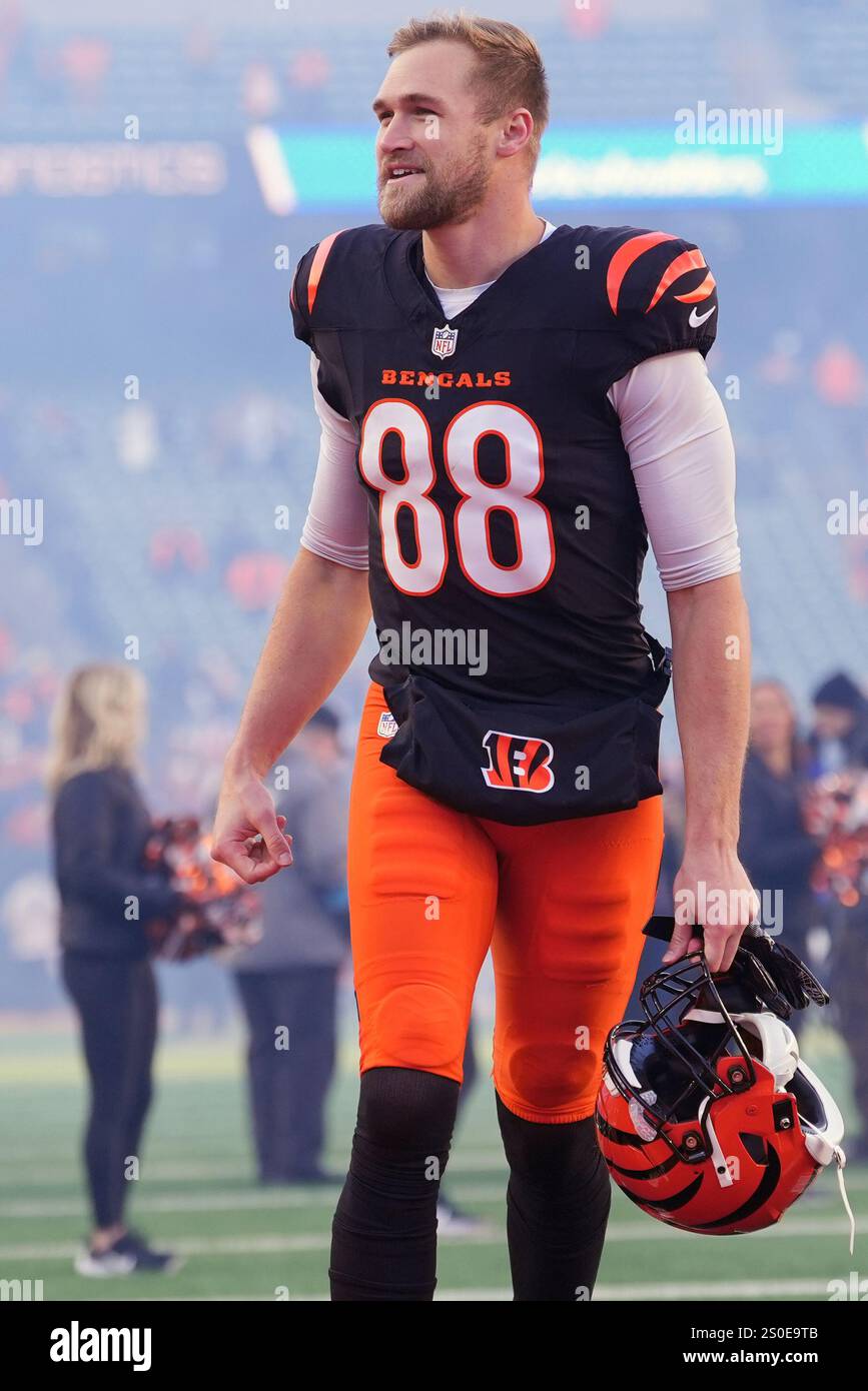 Cincinnati Bengals tight end Mike Gesicki walks off the field after a ...