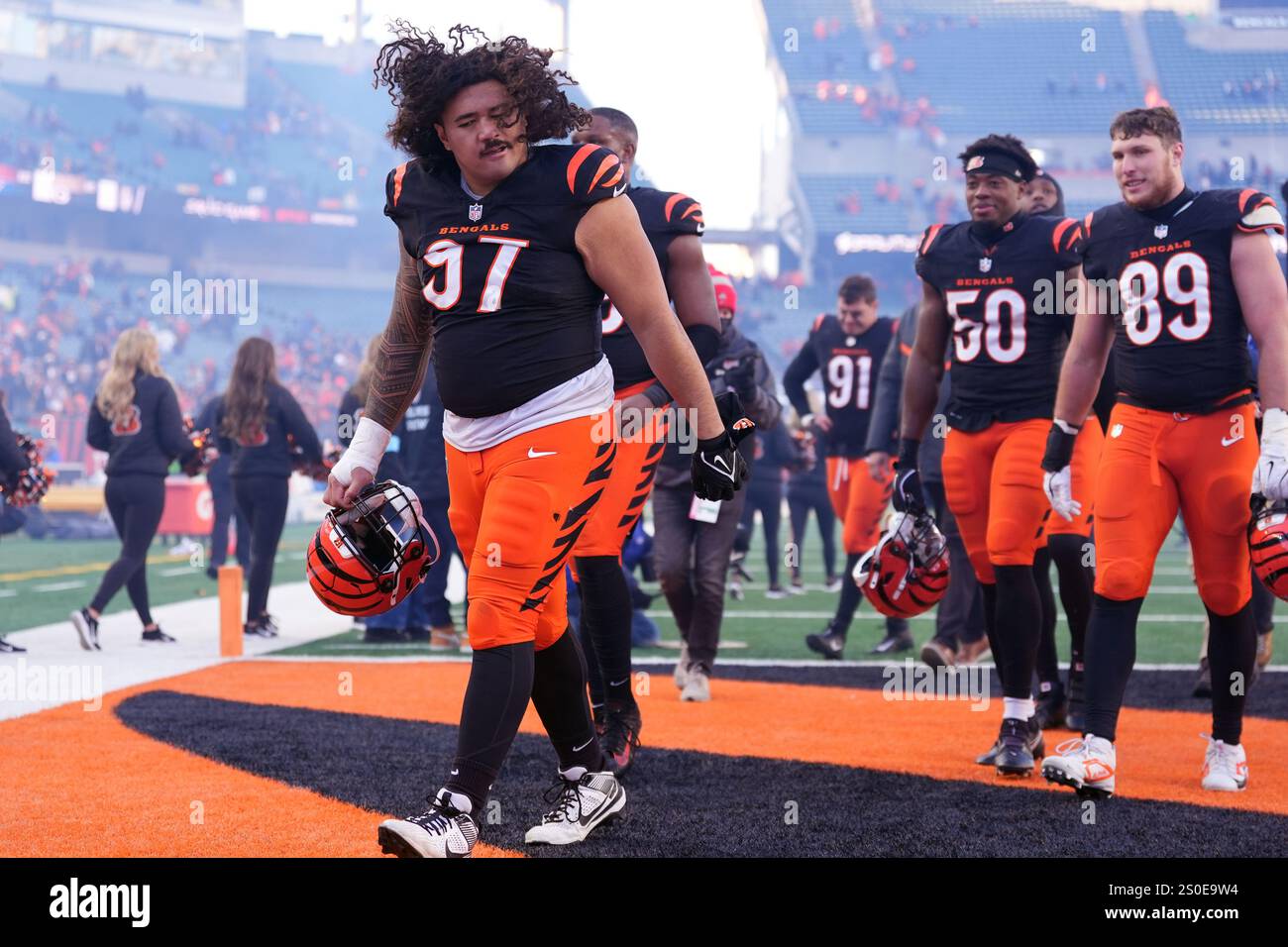 Cincinnati Bengals defensive tackle Jay Tufele walks off the field ...
