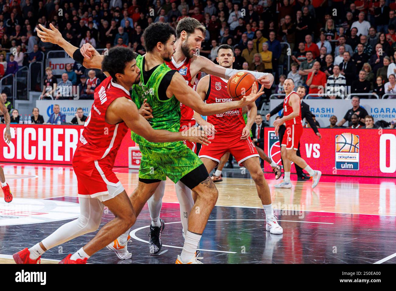 Bamberg, Deutschland. 27th Dec, 2024. Ibrahim Watson-Boye (Bamberg ...