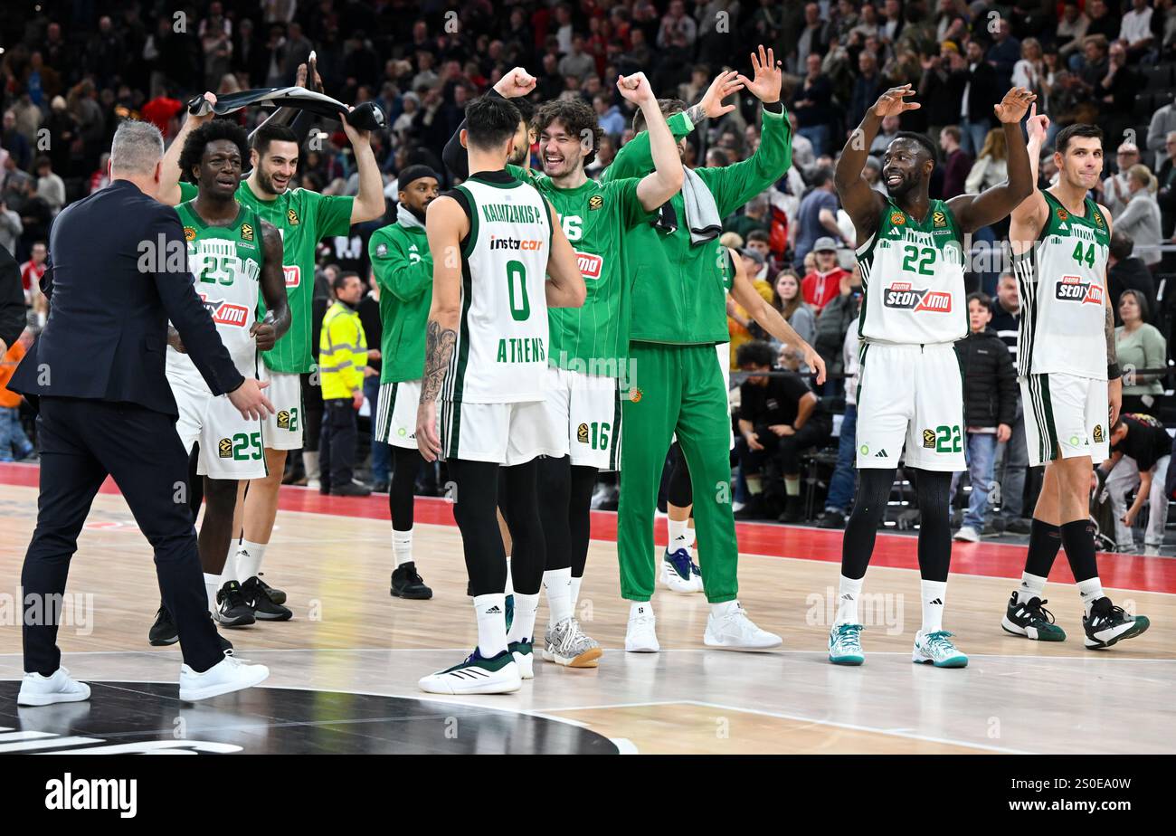 Munich, Germany. 27th Dec, 2024. Basketball: Euroleague, FC Bayern ...