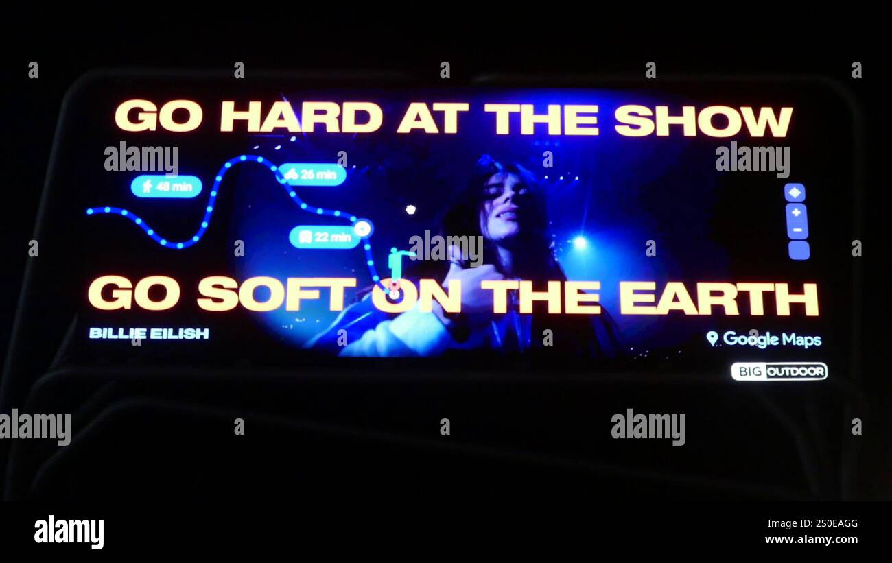 Google maps ad hi-res stock photography and images - Alamy