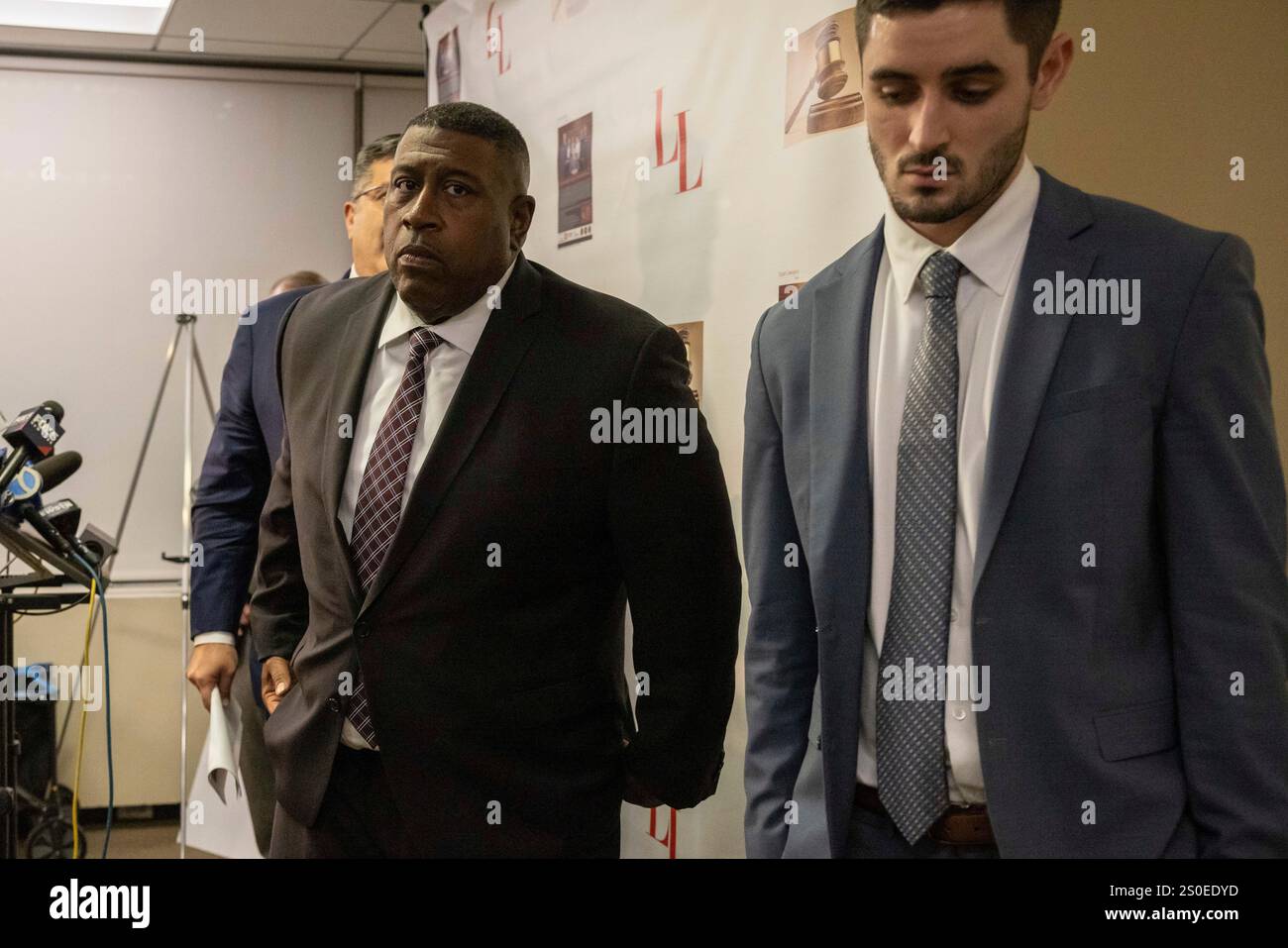 Former NYPD Chief of Department Jeffrey Maddrey leaves a press ...